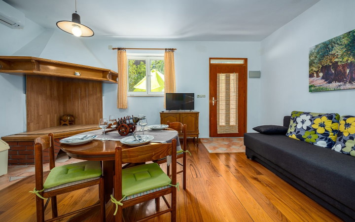 Two Bedroom Apartment Luciana - Labin