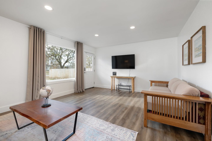Cozy Duplex Unit - Springfield, MO