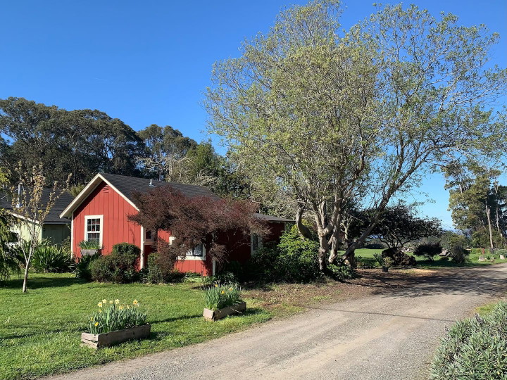 The Old Red Cottage Near The Ocean - Mendocino, CA