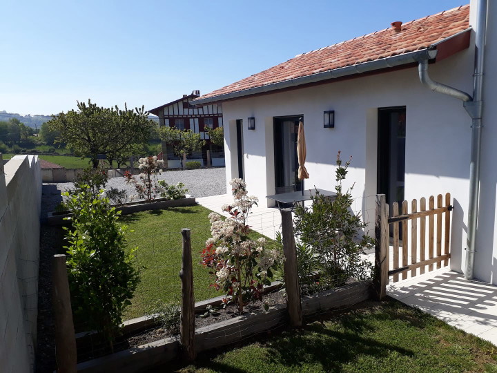 Appartement Cosy Avec Jardin Plein Sud - Urrugne