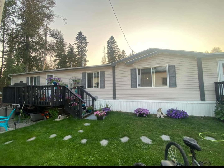 Rooms For Rent 1 Room To 3 Rooms. - Rocky Mountain House