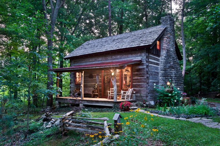Captain's Cabin Bed & Breakfast: Bourbon Trail. History & Romance - Louisville, KY