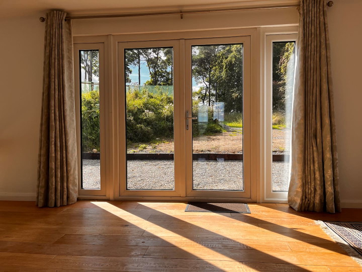 Cheerful 2 Bedroom Lodge - Blessington