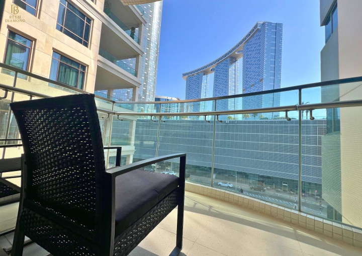 Sunny Balcony 1 Br Hideaway - Abu Dhabi