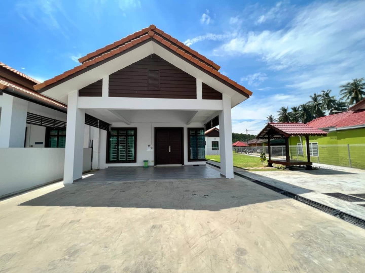 Aisy Homestay Muar - Muar