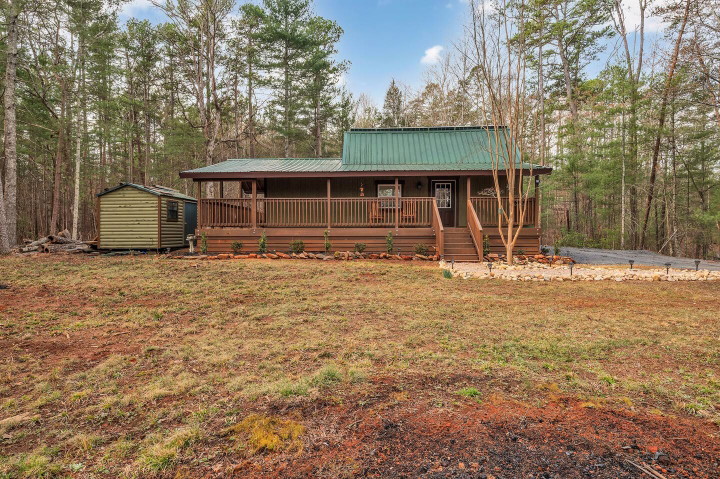 The A'lure Retreat - Lake Lure, NC