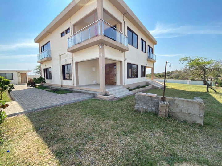 Gonçalves Beach House - Bilene Beach - Mozambique