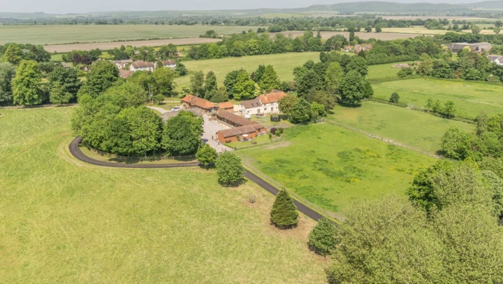 Linnet Cottage-tichbornes Farm Cottages - Devizes
