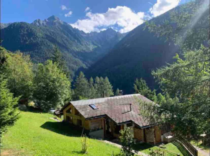 Chalet Proche De Champex-lac, Région Verbier - Canton du Valais