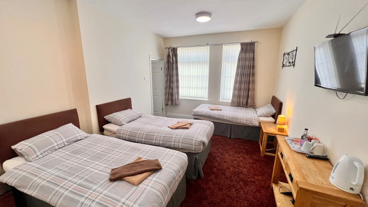 Cosy & Spacious Room For 3 People - Liverpool