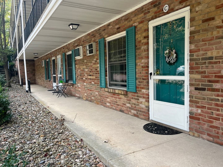 Comfy & Stylish Studio Apartment - Akron, OH