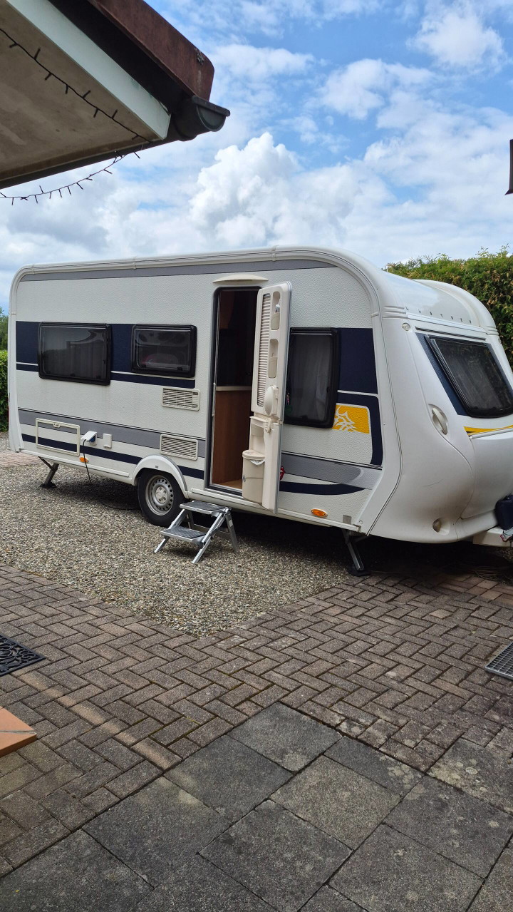 Well-equipped Cosy Motorhome - Germany