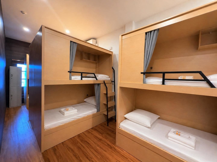 Large Group Room For 8 Pax Next To Bugis Mrt - Singapour