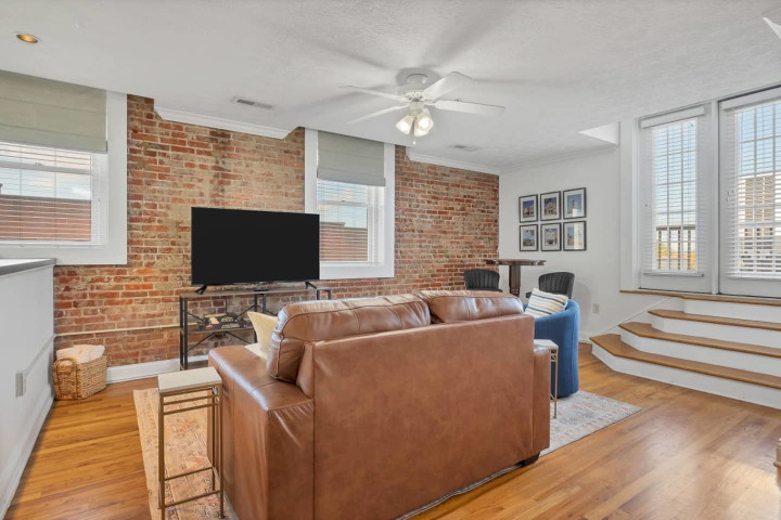 King Bed Loft With Exposed Brick, Sleeps 2 - Maryville, TN