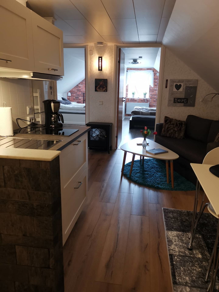 Mysig Andravåning Med Egen Ingång I Fina Varberg - Varberg
