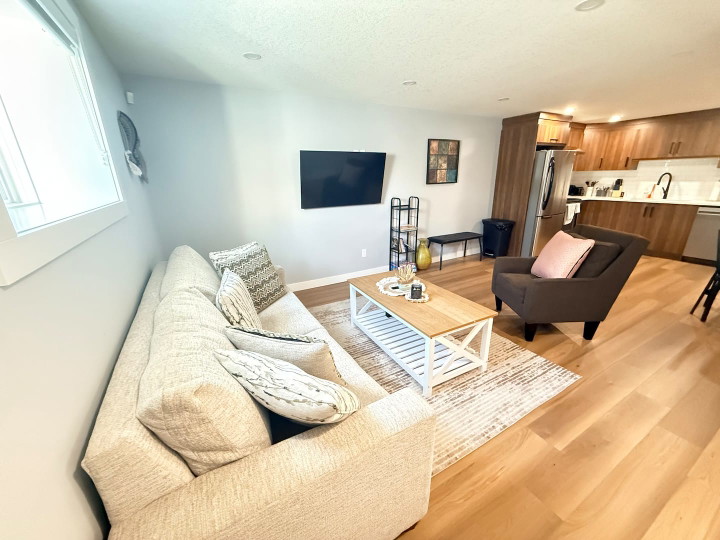 Votre Séjour Confortable à Haysboro (Suite Au Sous-sol) - Calgary