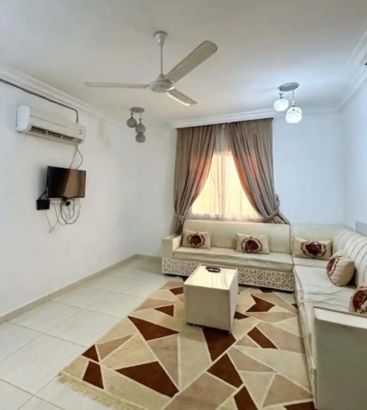 1bd Apt, Dahriz Beach, Great Loc/ Wifi Available - Salalah