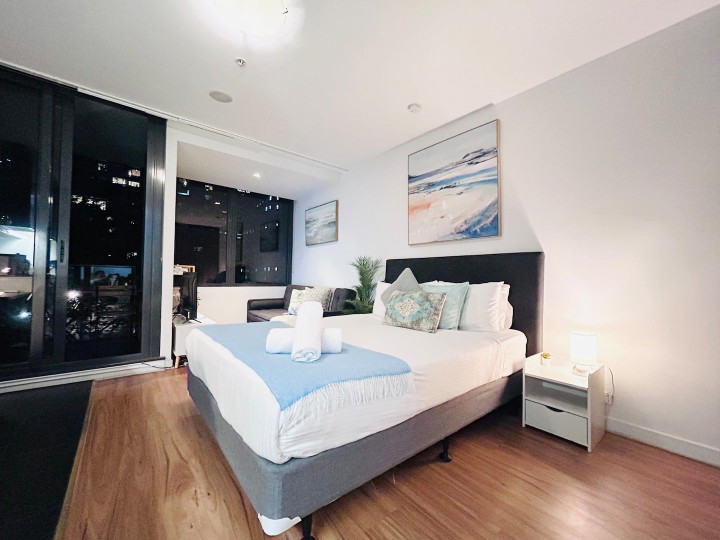 Cityview/balcony/pool/sauna/gym/freetram/(hdss01) - Melbourne