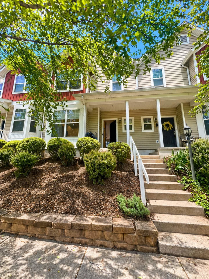 Relax & Stay Near Uva | Cozy 3br - Charlottesville, VA