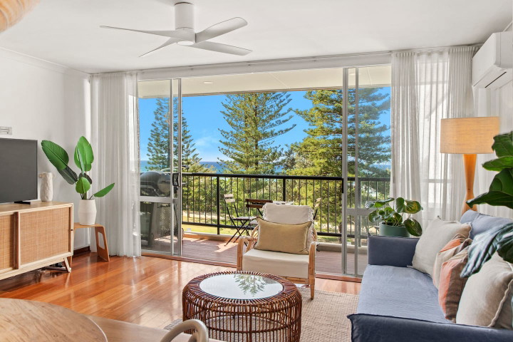 Burleigh Oceanfront Getaway | 2br Apartment + Wifi - Gold Coast