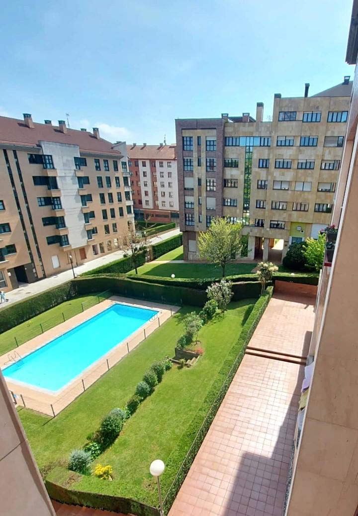 Precioso Apartamento Con Piscina - Gijón