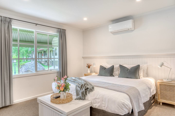 Cammeray Lake View Room - Macedon