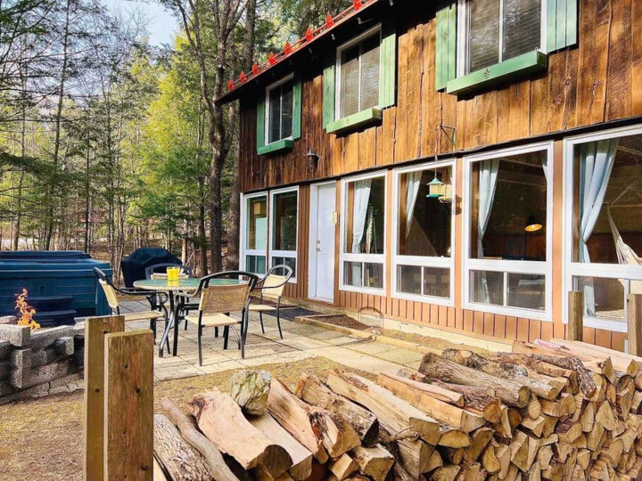 Montagnard-spa-mont-orford-sepaq-wood Fireplace - Orford