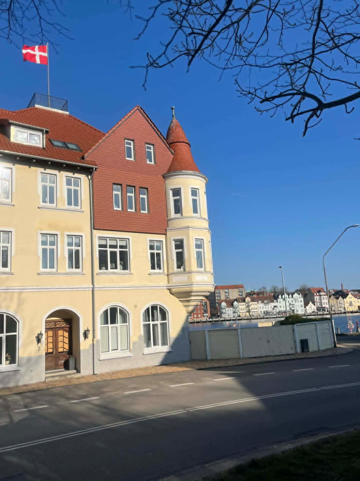 Soveværelse & Eget Bad I Hjertet Af Sønderborg - Sønderborg