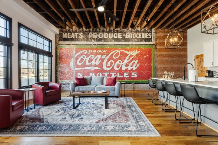 Downtown Spartanburg Apt. | Stay Fizzy - Spartanburg, SC