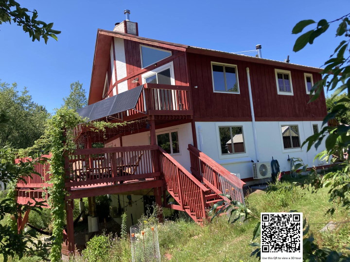 Hot Tub | Sauna | King Bed | Ac | Pets |Micro Farm - Michigan