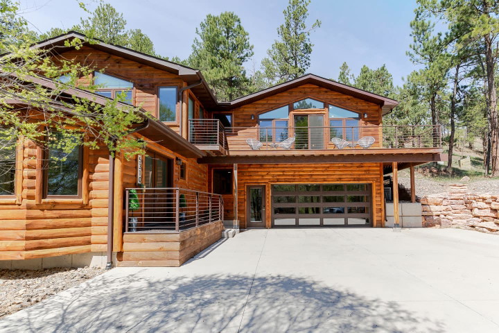 Modern Smart House | 2br/2ba | 2 Patios + Fire Pit - Rapid City, SD