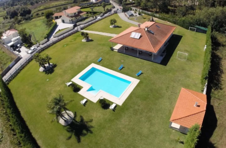 Villa Vieira 
Mansao De Estilo Perto Do Mar - Esposende