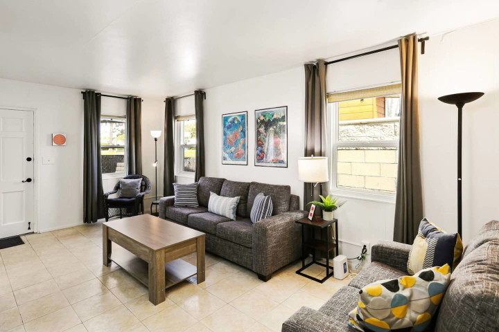 Beach House,walk To Sand,bbq, Itrip Vacation Home - Orange County, CA