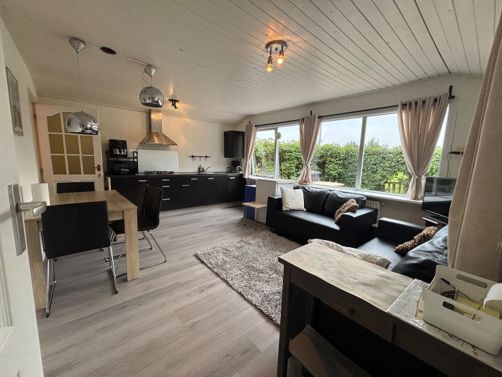 Gehele Rustige Campinghuis -Complete Calm Camping - Heerhugowaard