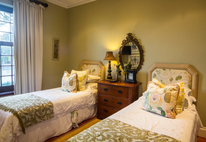 Holland House, Suite 6, King /Twin Beds - Durban