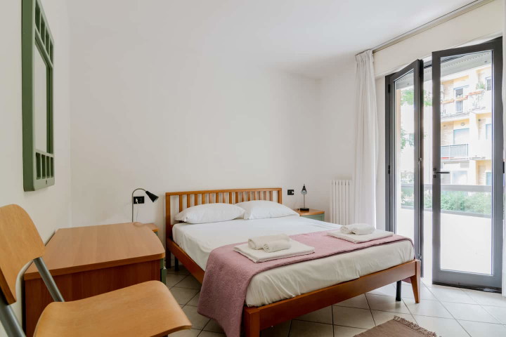 Guesthost - Seaside Sanctuary W/ Balcony & Parking - Rimini