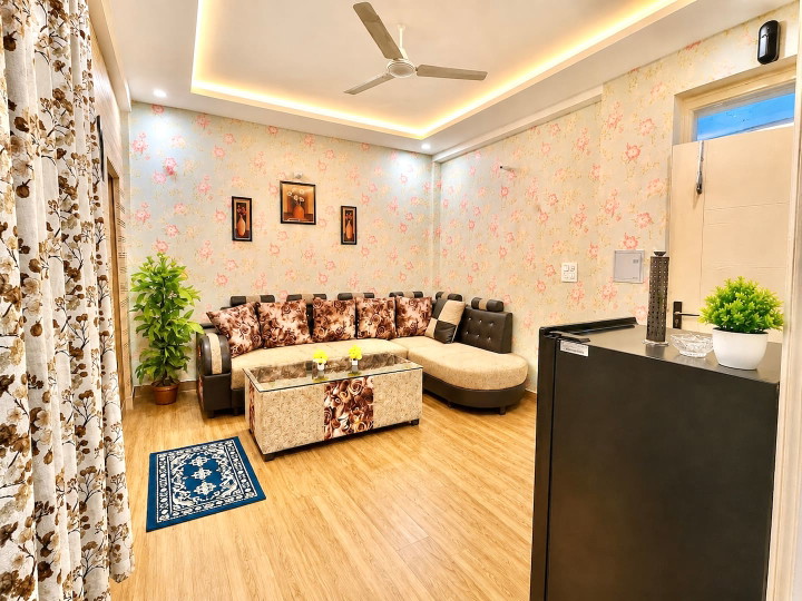 Fully Independent 1bhk Flat | For Family & Couples - Kharar