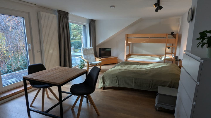1-room Flat With Kitchen And Bathroom - Colonia