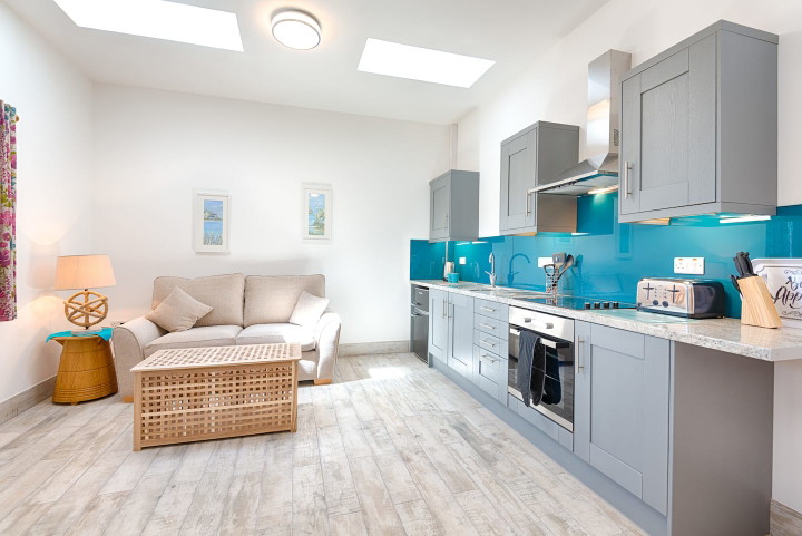 Skomer Sea View Cottage With Hot Tub- Dog Friendly - Pembrokeshire