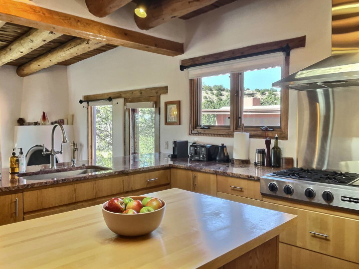 New! Magical Foothill Home, 5 Min To The Plaza - Santa Fe, NM