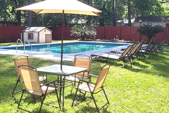 Belle Maison Avec Piscine Et Grands Espaces - Tallahassee, FL