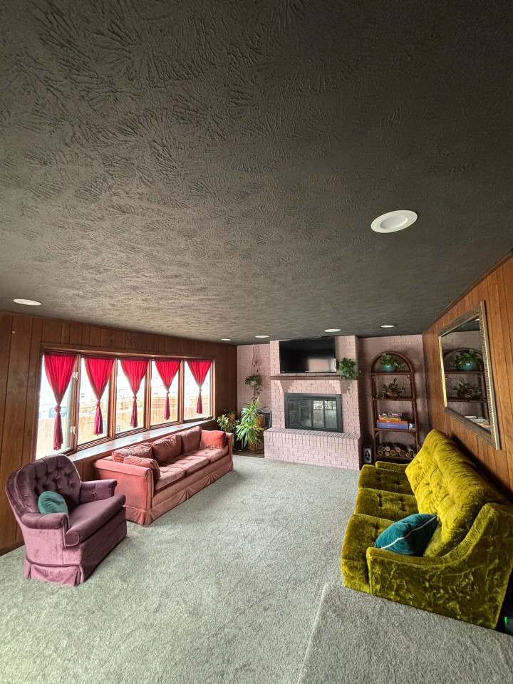 Eclectic Ranch - Lincoln, NE