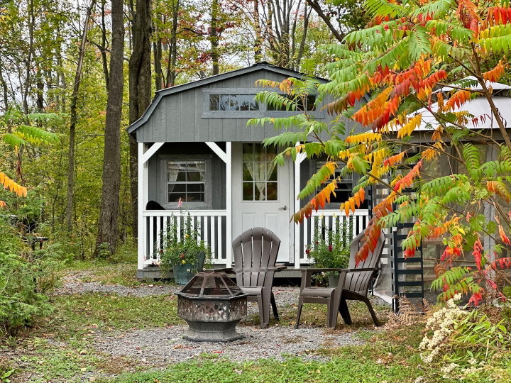 2. Fall Tiny Home Farm Stay | Cozy + Animals - Ottawa