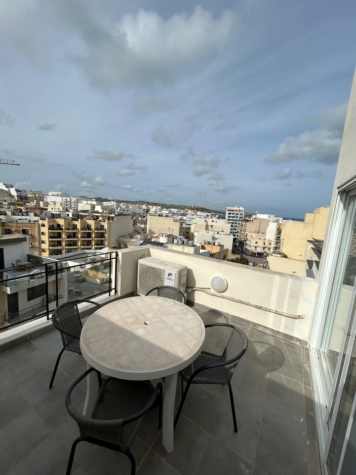 Bright Modern 1br Minutes From Seafront - Malta