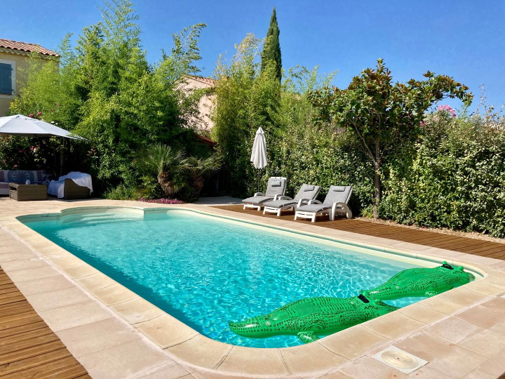Apartment At The Foot Of The Luberon - Pertuis