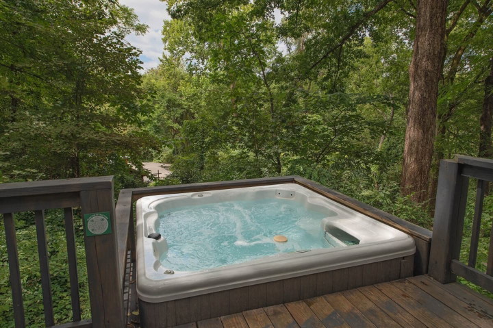 Kai Cabin With Sunset View From Private Spa Deck - Signal Mountain, TN