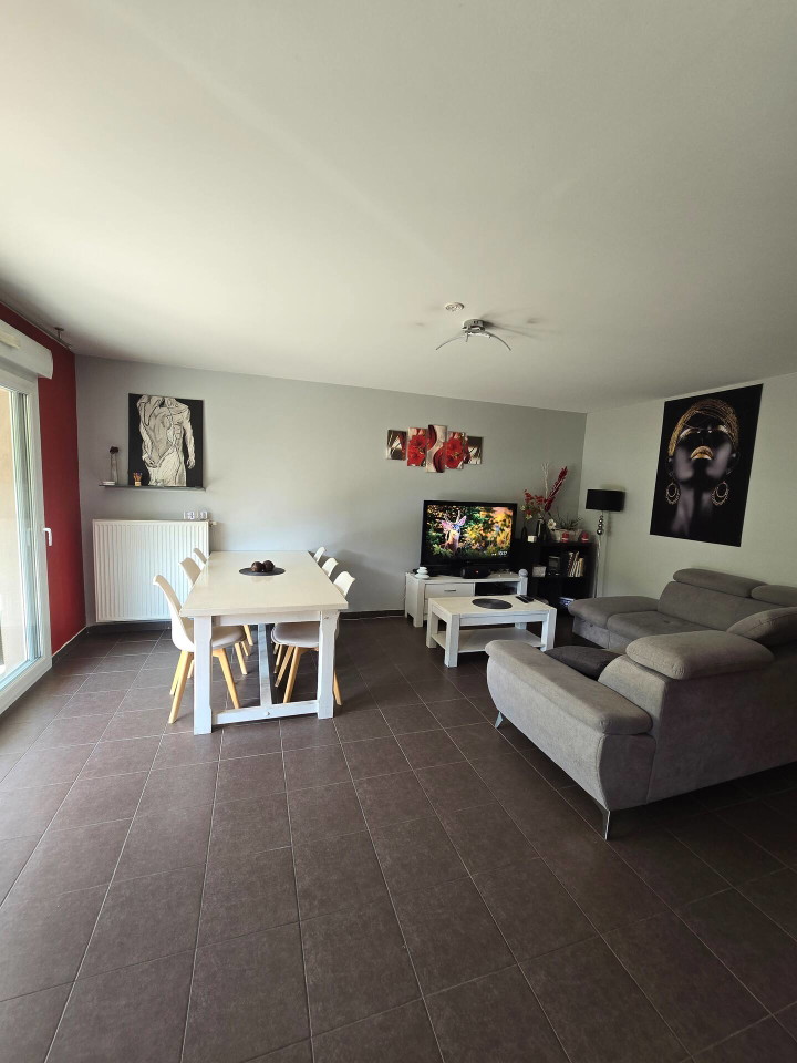 Calme T3 Moderne Rez-de-jardin
Proche Centre - Bonneville