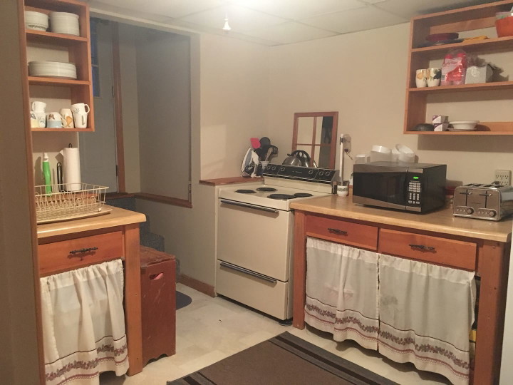 In-law Apt. With All The Amenities Of Home. - Mashpee, MA