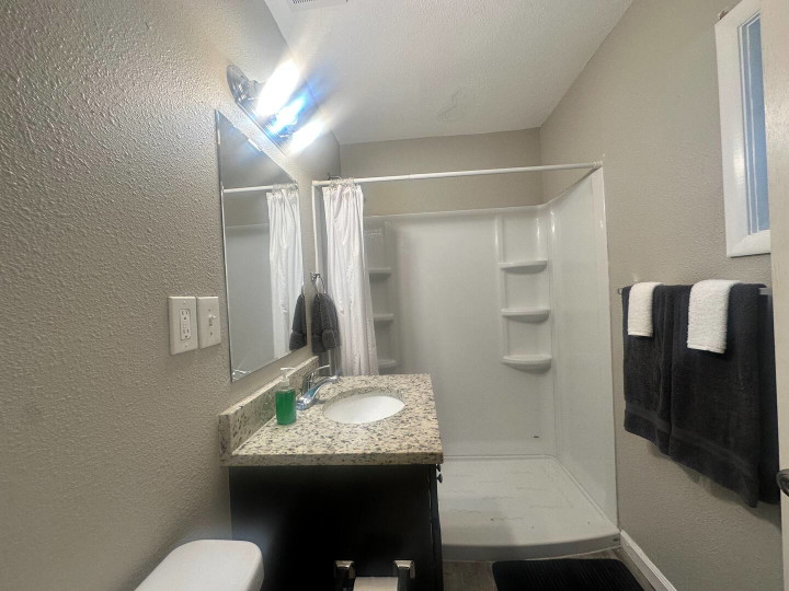 Pet Friendly Fully Furnished Logan Studios - Sterling, CO