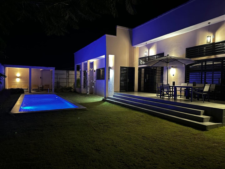 Oasis Villas - Villa Rose - 4 Bedroom Villa - Cameroon